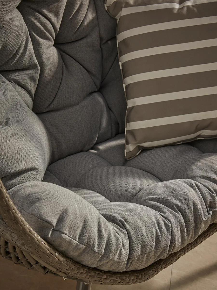 Indoor Outdoor Double Seated Occasional Chair – PHGM